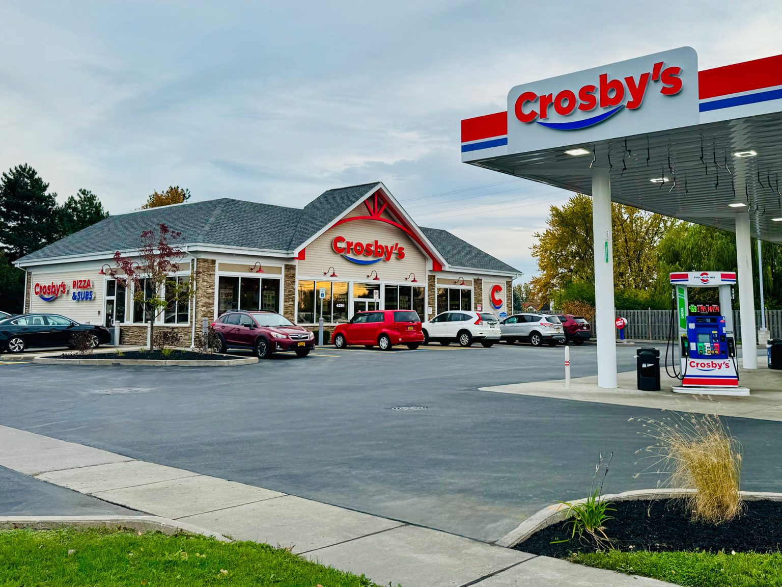 CROSBY'S LEGACY CONCEPT STORE - GSP